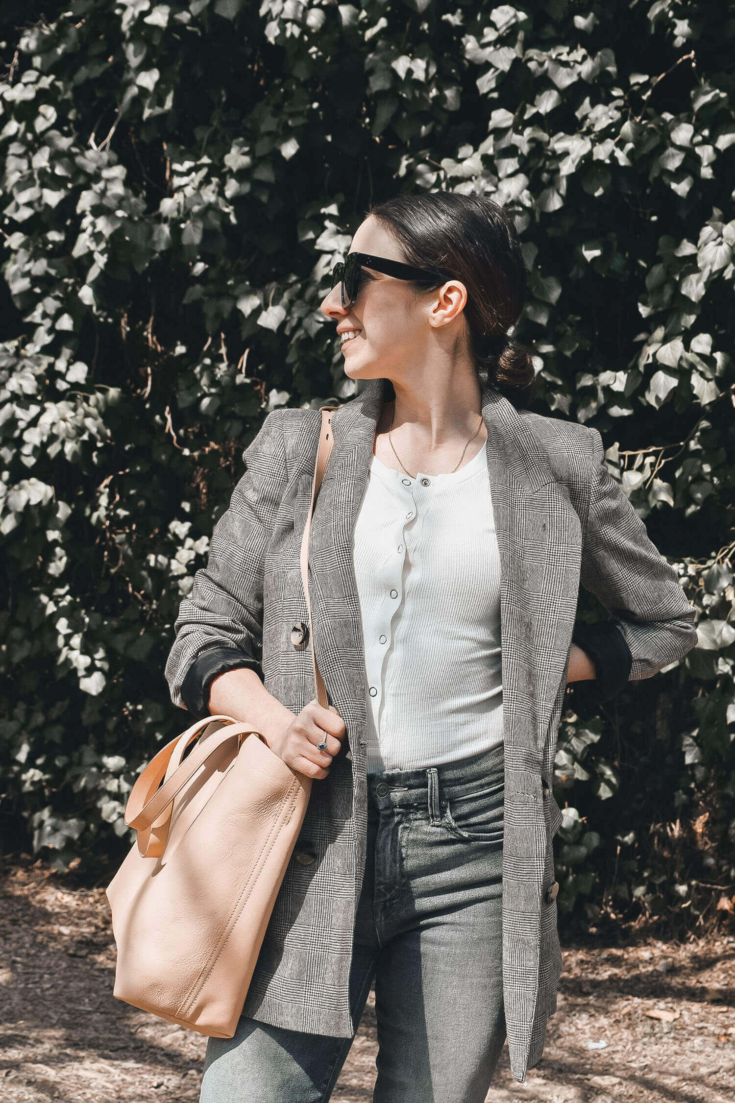 6 Tips to Always Look Stylish - Little Blank Diaries